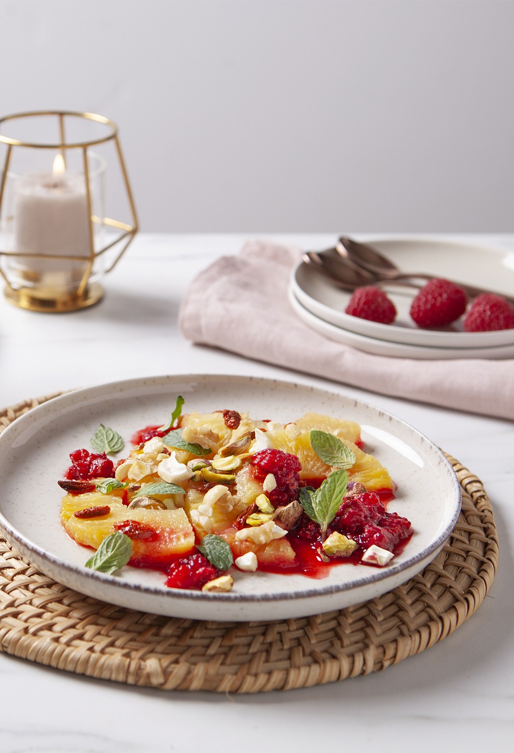 Steamed pineapple salad with raspberry mash and mint - Whirlpool ...